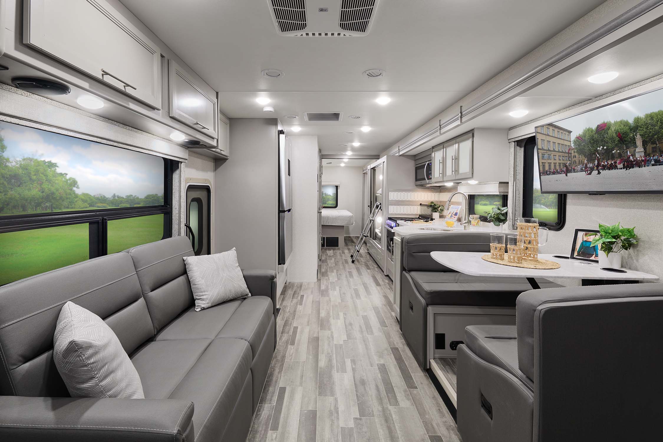 Thor Indigo Class A Motorhomes - Thor Motor Coach