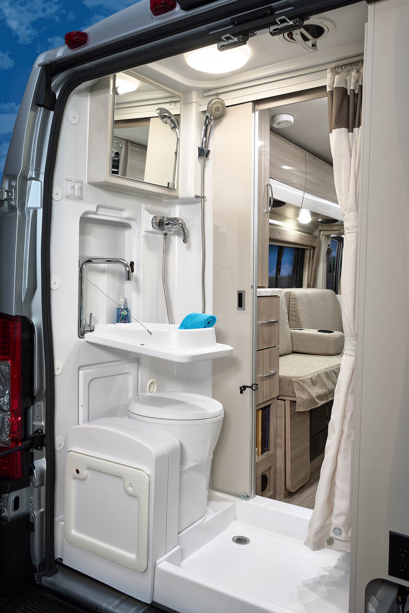 Thor Scope B Vans - Thor Motor Coach