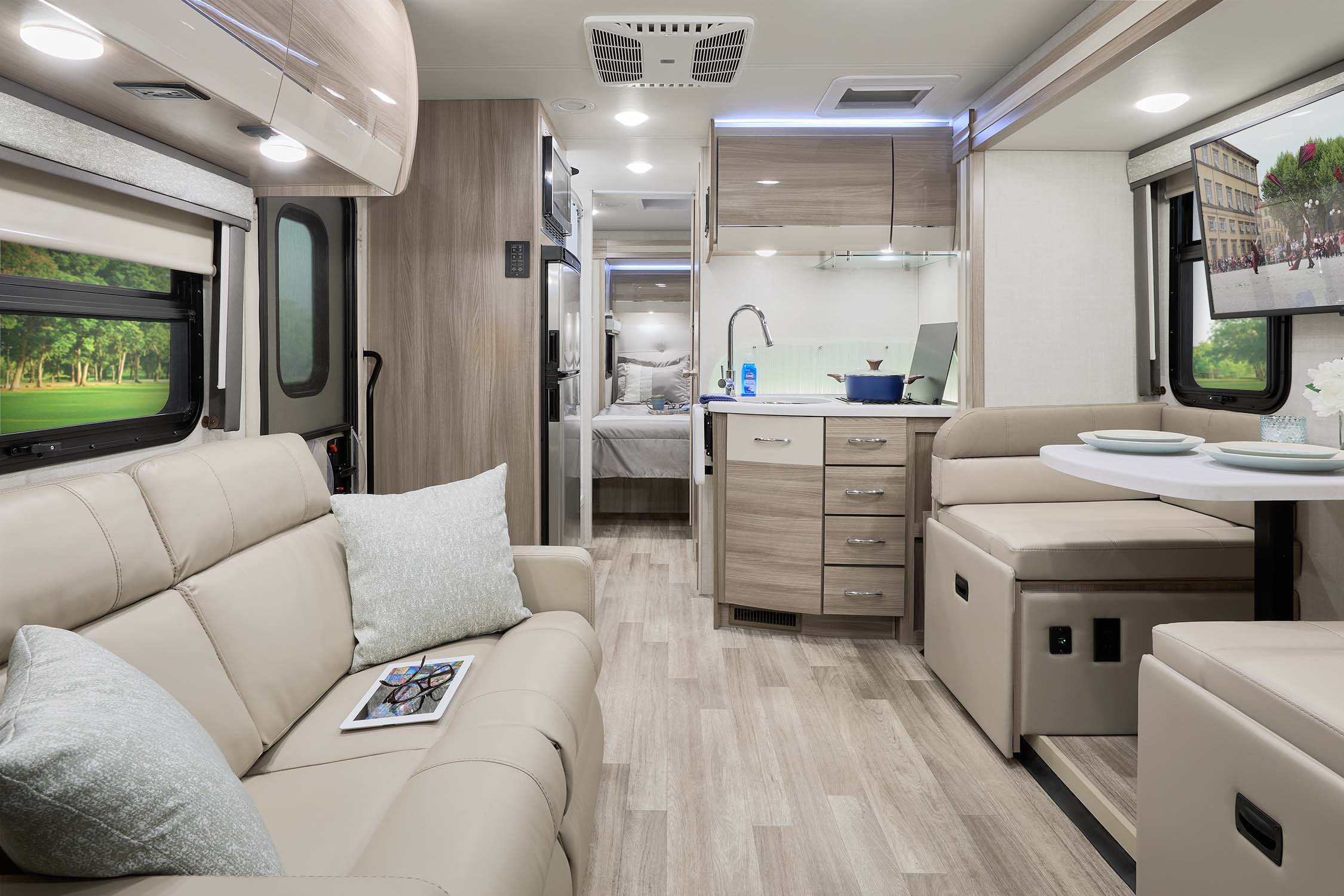 Thor Tiburon Sprinter Motorhomes - Thor Motor Coach