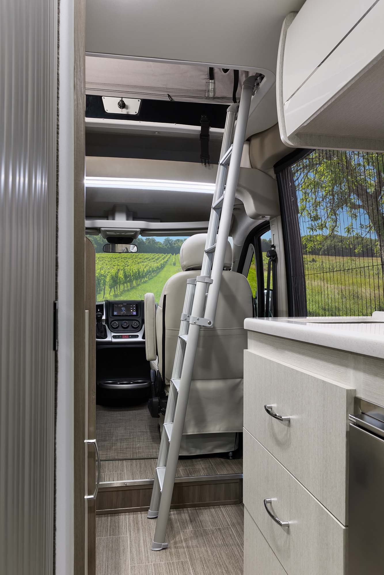 Thor Tellaro® B Vans - Thor Motor Coach