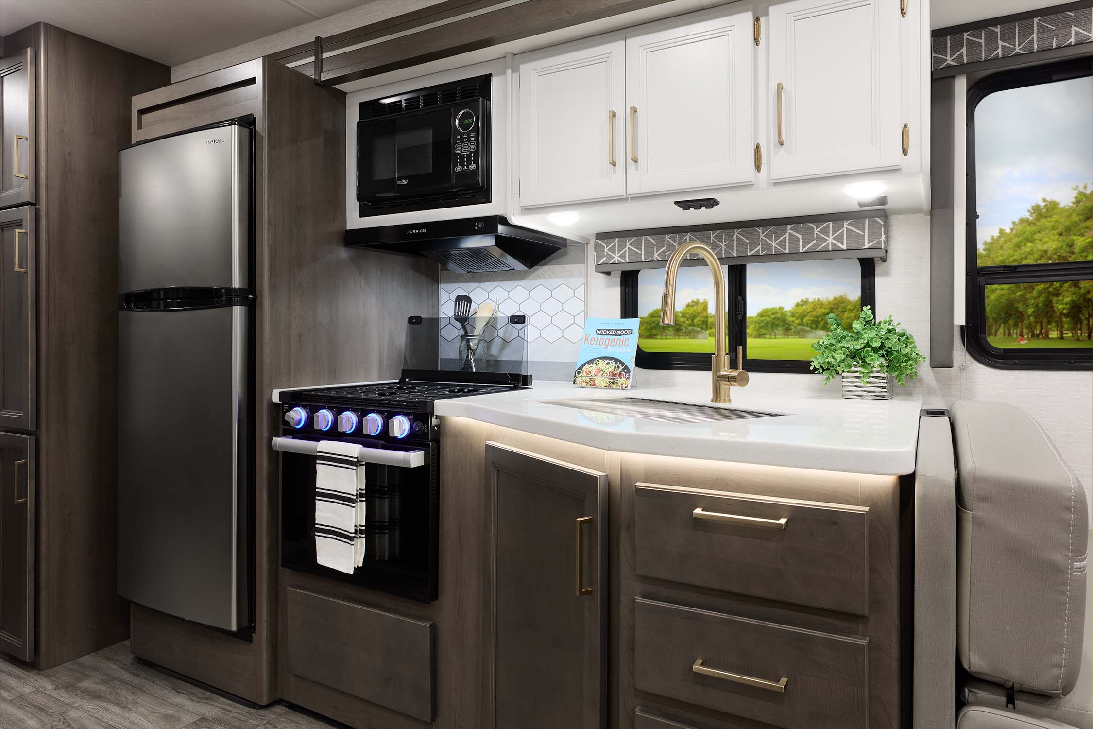 Thor A.C.E. Class A Motorhome - Thor Motor Coach