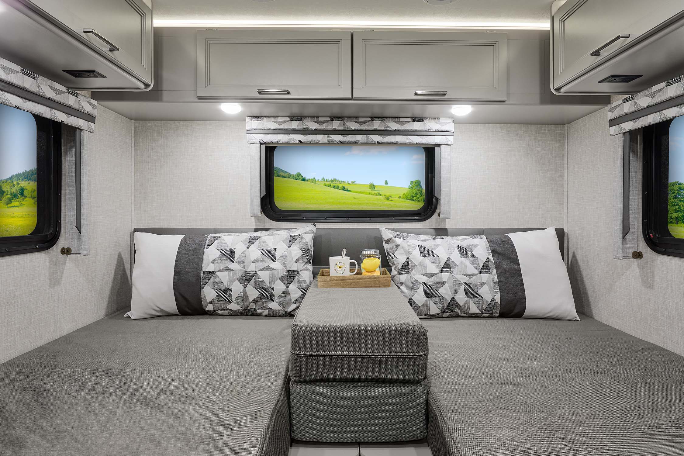 Thor Vegas Class A Motorhome - Thor Motor Coach