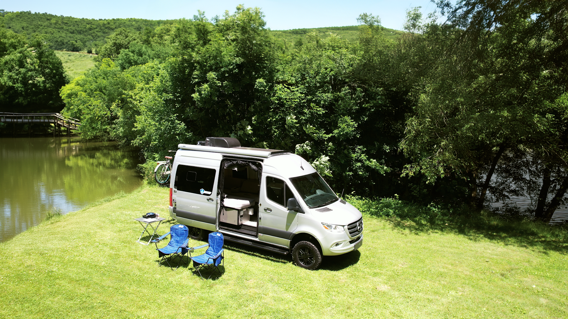 Class B Vans built for luxurious travel - Thor Motor Coach