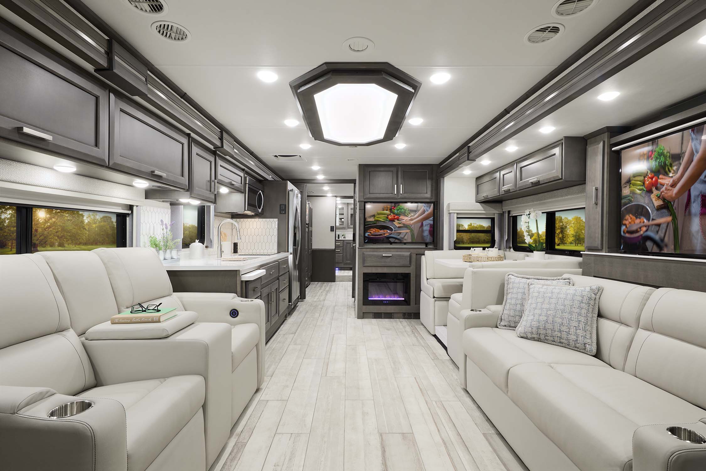 Thor Aria Class A Diesel Motorhome - Thor Motor Coach