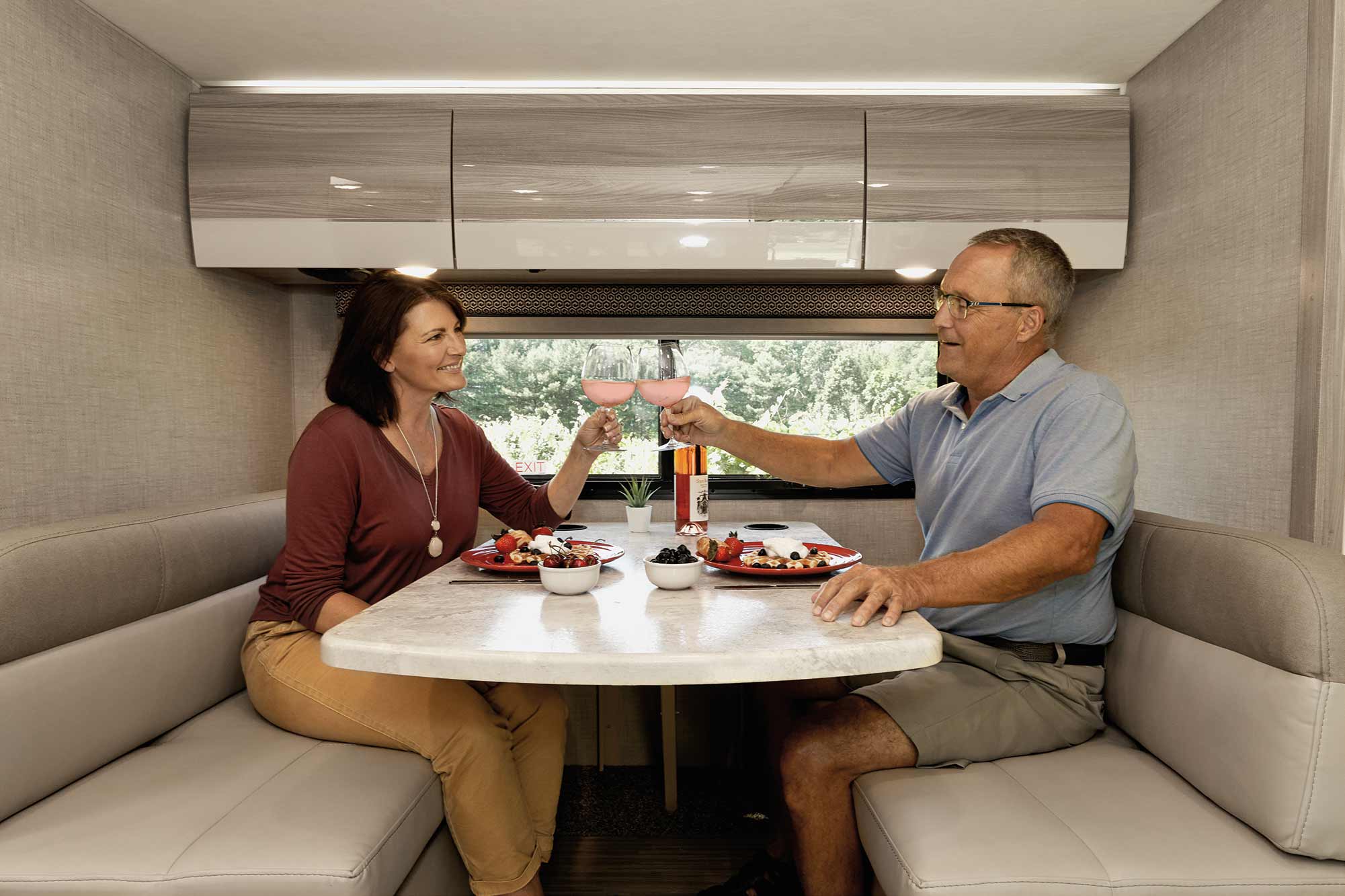 Best Motorhomes for Couples - Thor Motor Coach